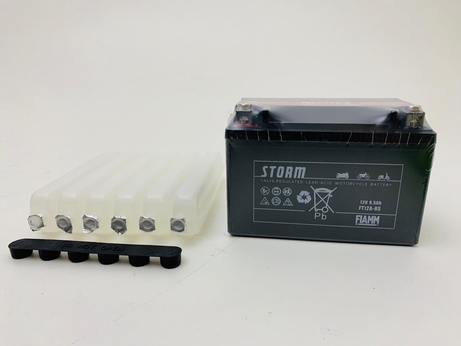 BATTERIA BATTERY FIAMM 12V 9,5AH FT12A-BS SUZUKI 1200 cc GSF BANDIT S ...